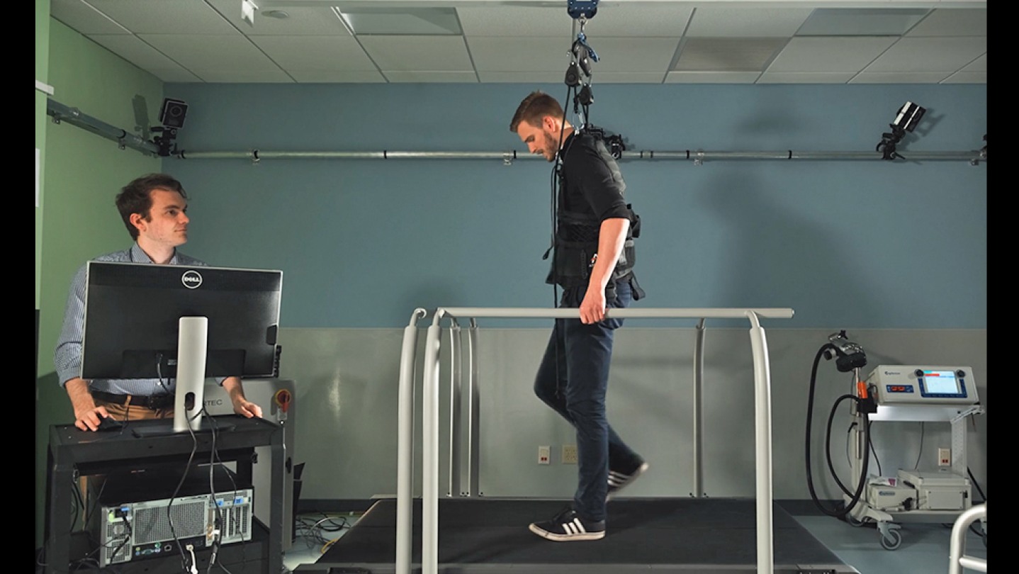 Engineering Postdoctoral Researcher Calvert named DARPA 2022 Riser ...